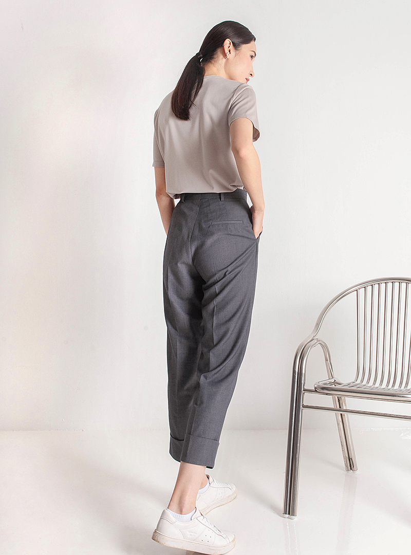 Basic T-Shirt – THE FORM