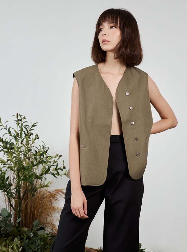 Oversized Vest - THE FORM